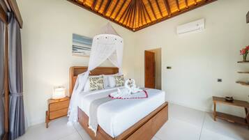 Escrivaninha, espaço de trabalho para notebook, berços (sobretaxa)