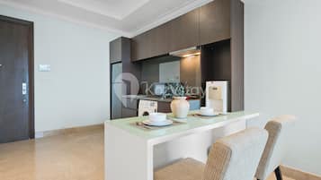 Apartamento, 1 quarto, Vista para a cidade | Sala de jantar