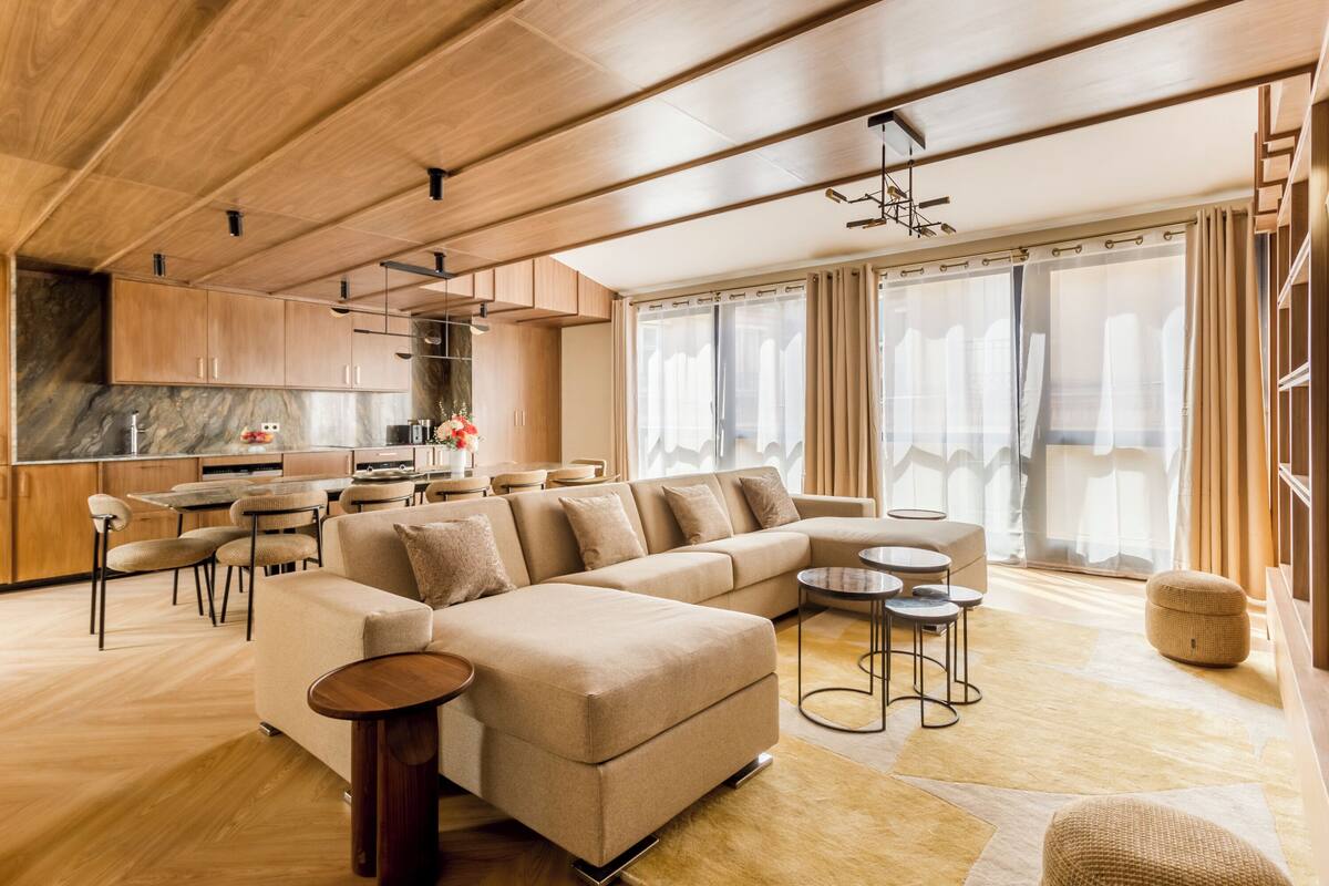 Apartamento, Vista para a cidade | Sala de estar | Smart TV, Netflix, serviços de streaming, escritórios 