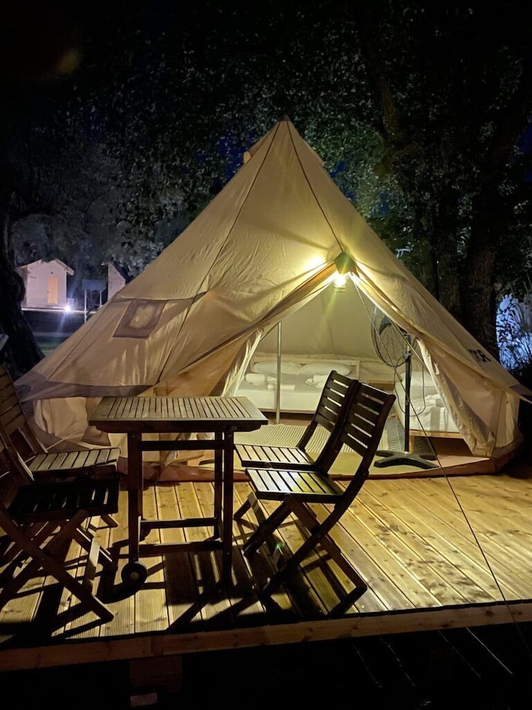 Nirikos Camping - Greece