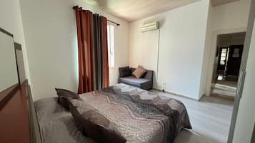 Apartamento Signature, 2 quartos, Vista para a cidade, junto à montanha | Lençóis de algodão egípcio, roupa de alta qualidade, secretária