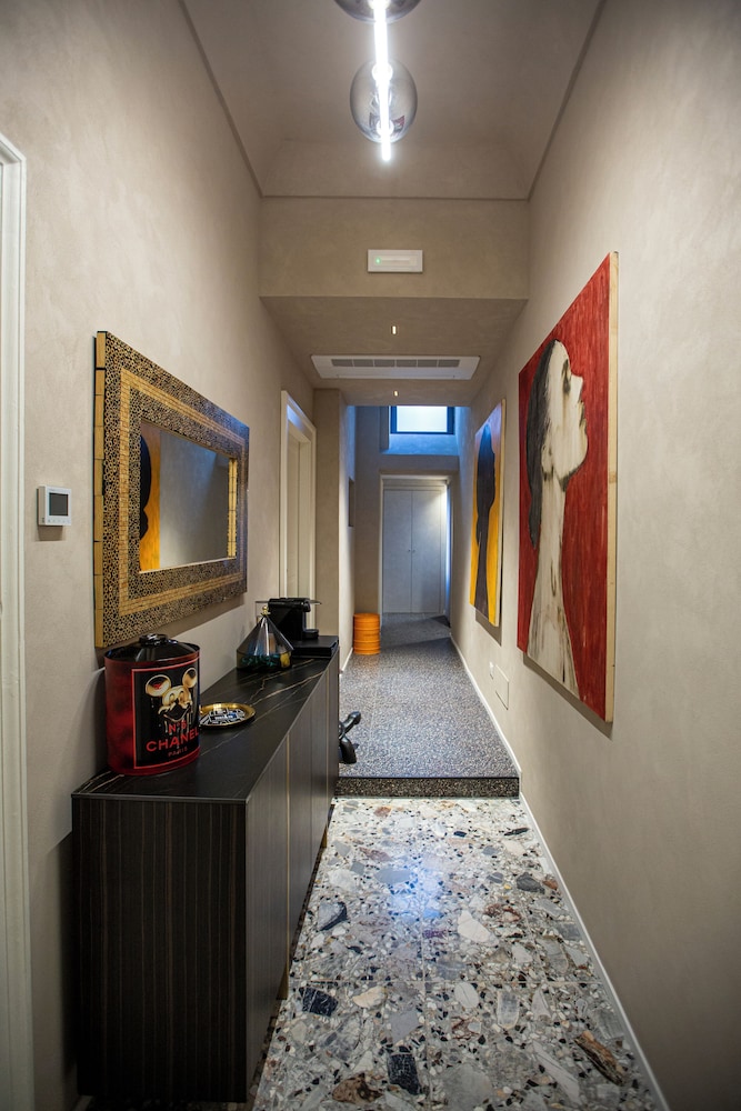 Reverse Art Hotel - Vasto