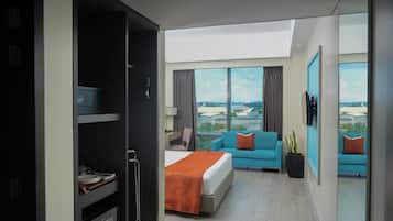 Quarto Clássico com Cama de Casal, 1 cama queen-size, Vista para a cidade | Cofre no quarto, secretária