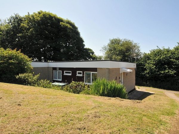 8 Hillside - Devon