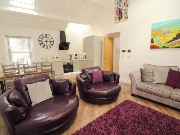 Lakes View Apartment 3 - Carnforth