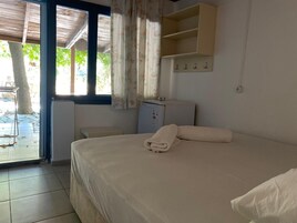 Quarto Económico, junto à praia | Wi-fi grátis 