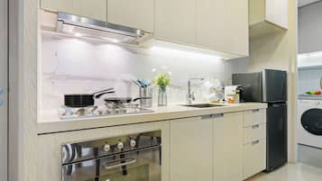 Apartamento, 2 quartos, Vista para a cidade | Cozinha privada