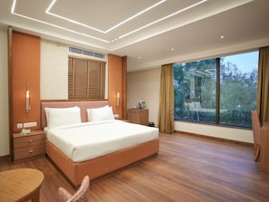 Mist Luxe Dual Room | Lençóis de algodão egípcio, roupa de alta qualidade, edredões de penas 