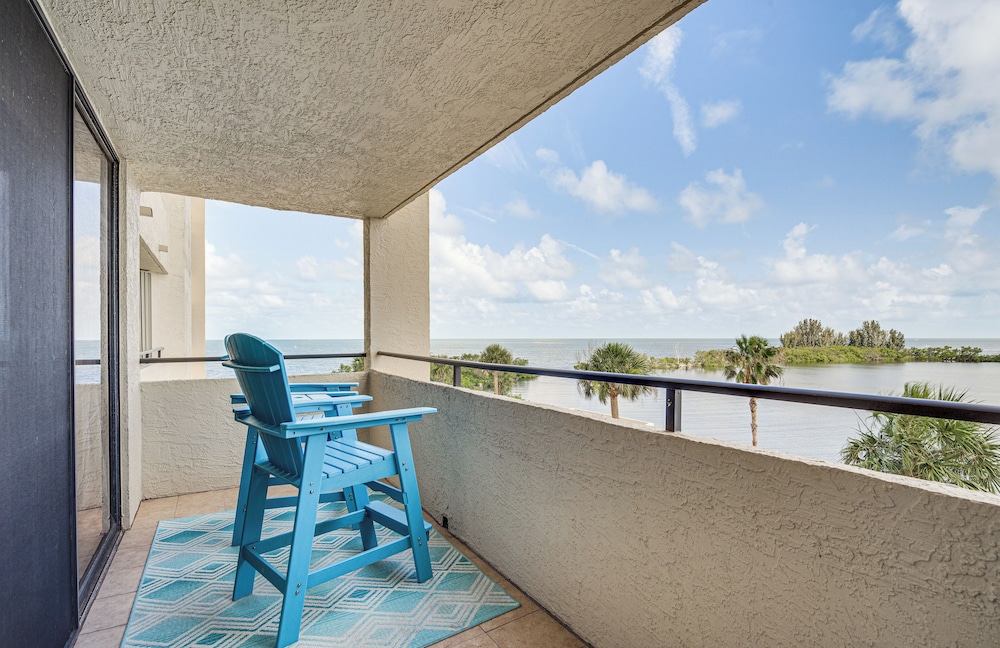 Gulf-view Condo In Hudson: Perfect For Snowbirds! - Hudson, FL