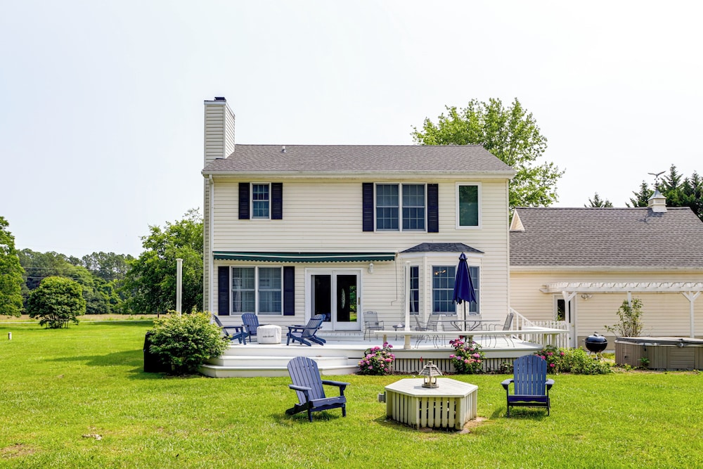 Waterfront Home W/ Hot Tub In Bozman Village! - Saint Michaels, MD