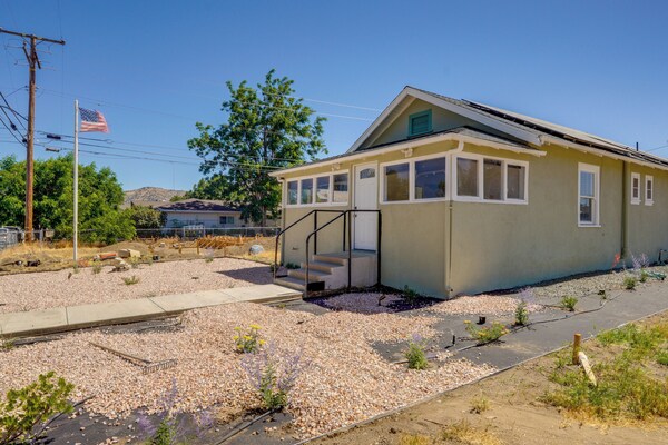 Walk To Dtwn Tehachapi: Updated Getaway W/ Yard! - Tehachapi, CA