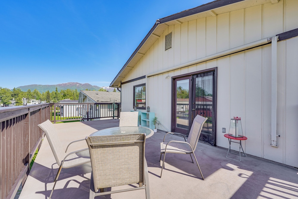 5 Mi To State Park: Mtn-view Apt In Anchorage - Chugach State Park, Anchorage