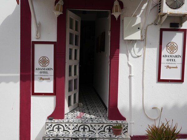 Ada Marin Karahanlı Otel - Bozcaada