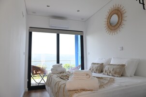 Quarto Clássico com Cama de Casal, vista para a montanha | Wi-fi grátis, roupa de cama fornecida