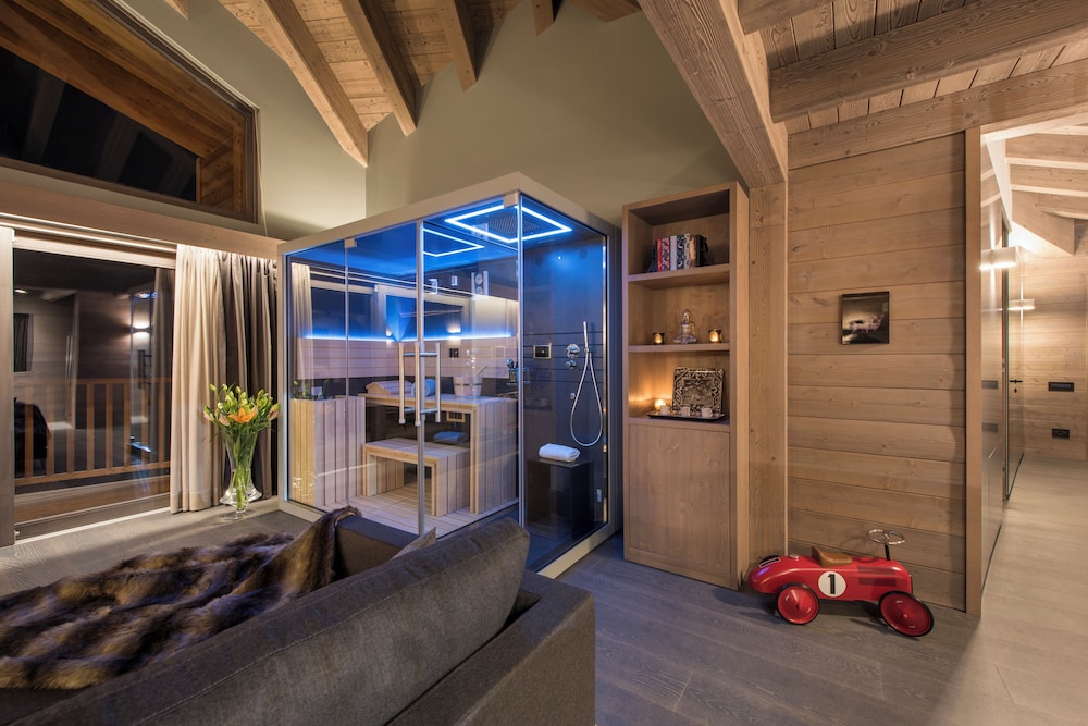 Hotel Principe Delle Nevi - Брёй-Червиния