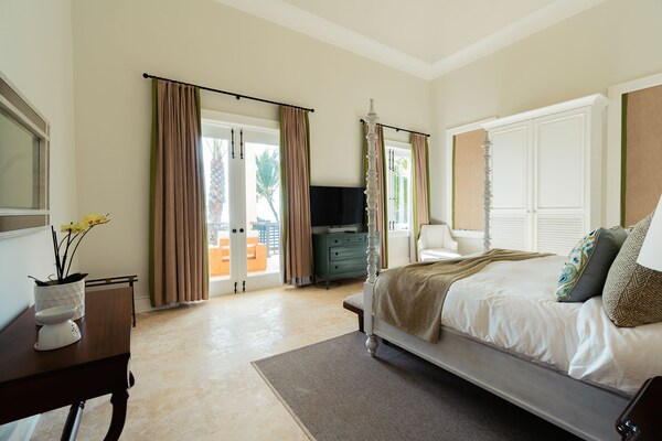Oceanfront Luxury Villa With Amazing Staff - Punta Cana