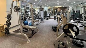 Condo, 1 quarto, acessível, varanda | Sala de fitness