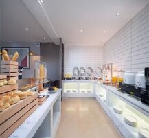 Pequeno-almoço tipo buffet diário incluído 