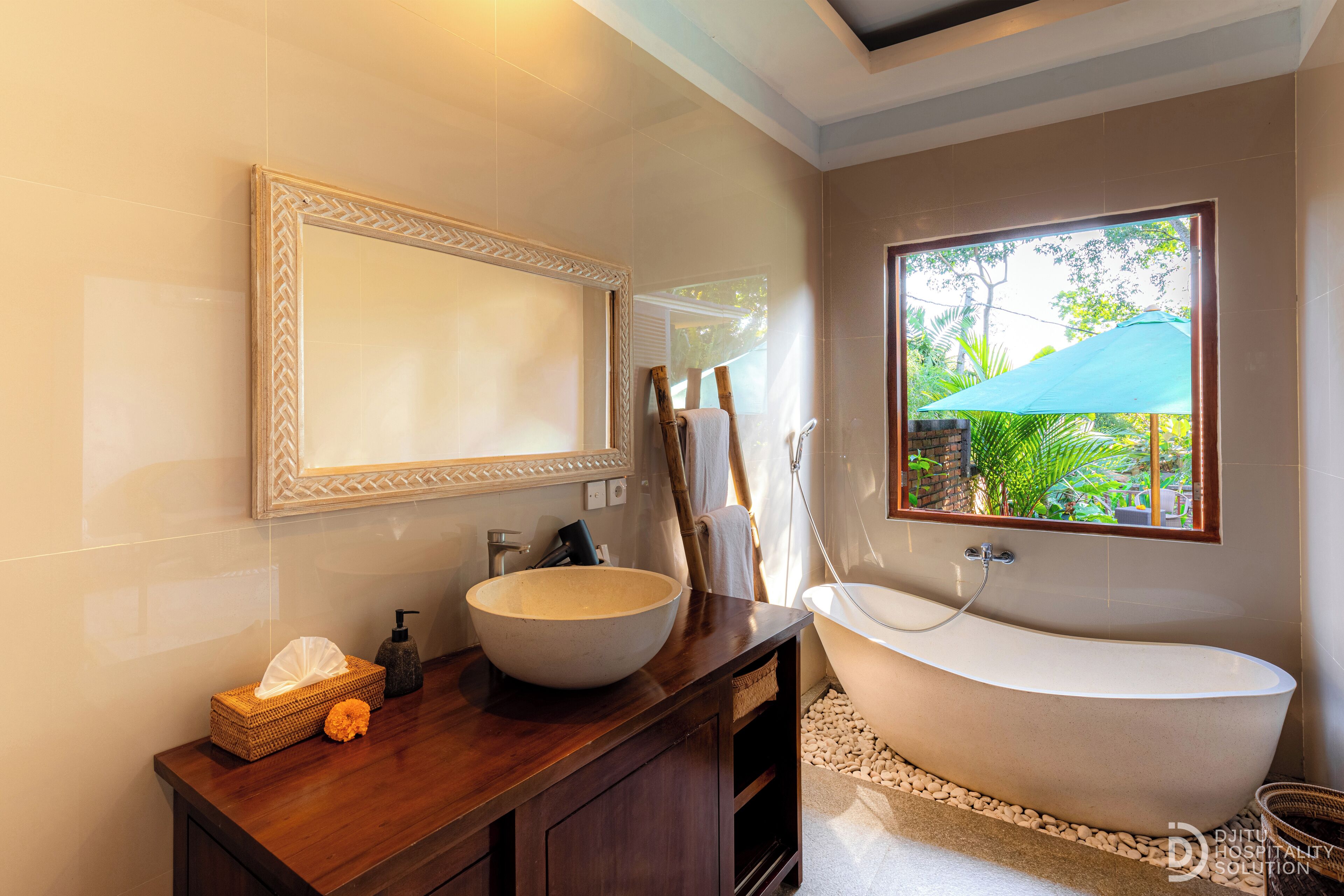 Quarto Deluxe | Casa de banho