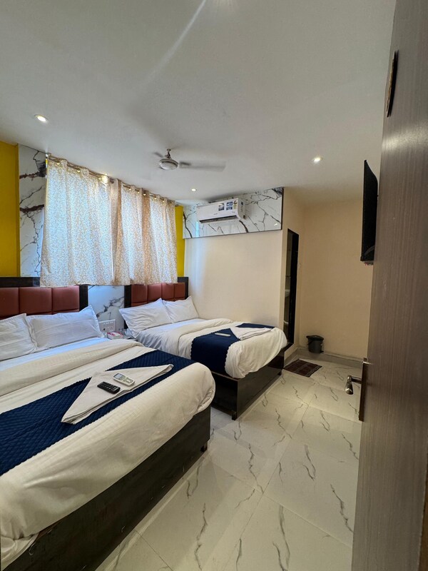 Hotel Rishi Palace - Mumbaj