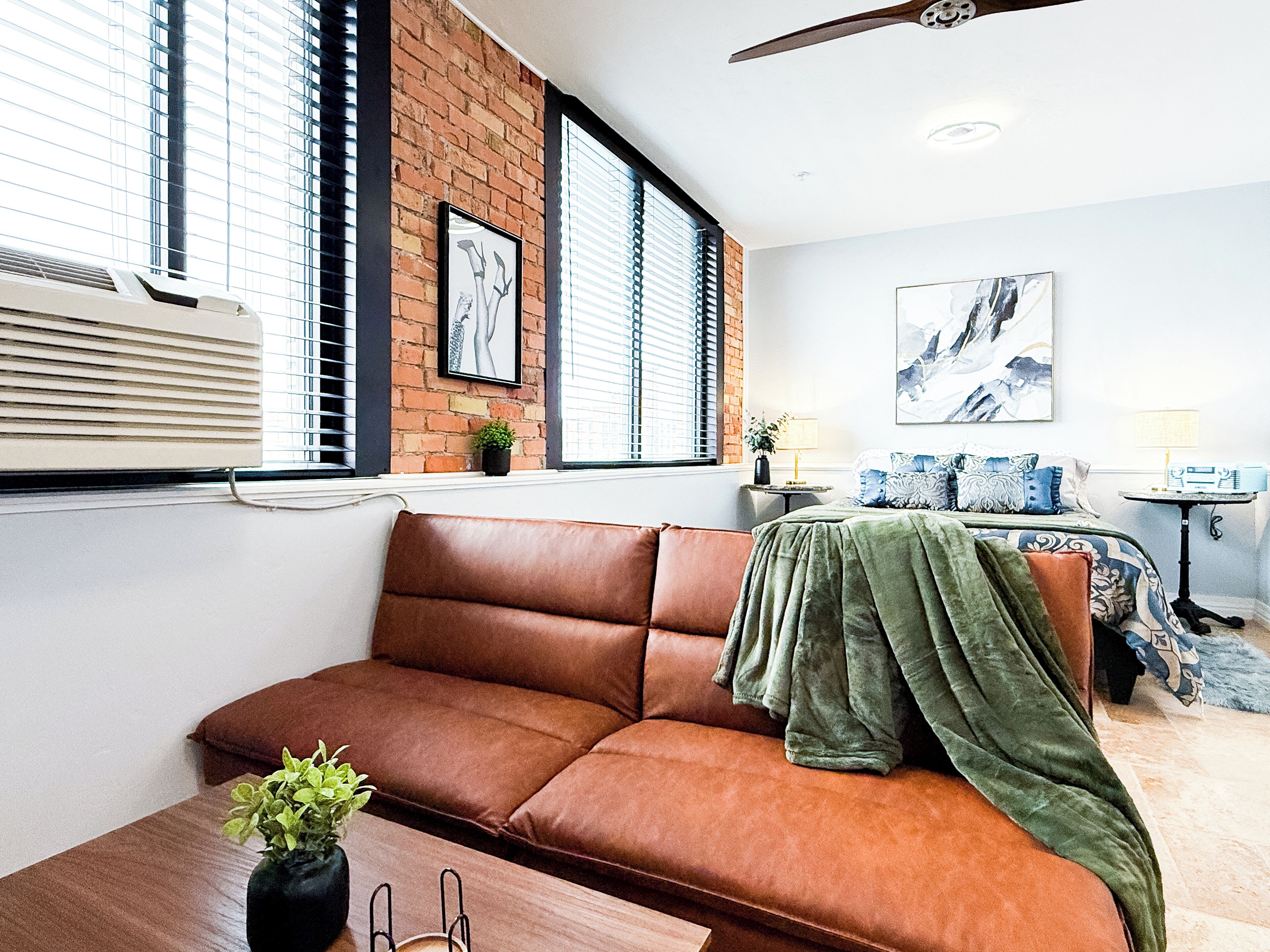 Historic Hideaway In The Virginia Grand - Downtown Idaho Falls - #303 - Idaho Falls, ID