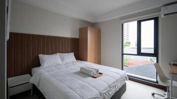 Quarto superior | Wi-Fi de cortesia, roupa de cama