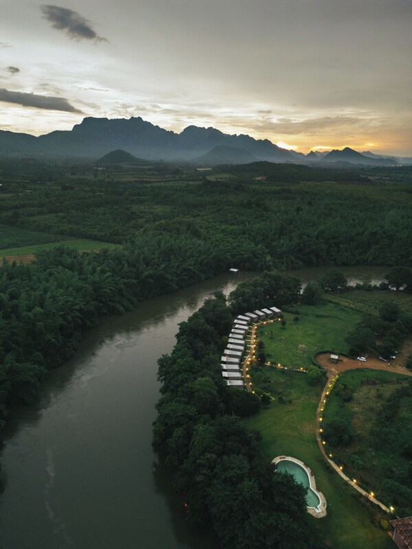 Chong Khaep Aingkwai Resort - Kanchanaburi