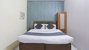 Quarto Duplo ou Twin Deluxe, varanda, Vista para a cidade | Lençóis de algodão egípcio, roupa de alta qualidade, edredões de penas