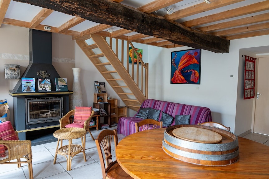 Holiday Home 'Chai Crann Piorra' With Private Terrace, Shared Garden And Wi-fi - Blaye