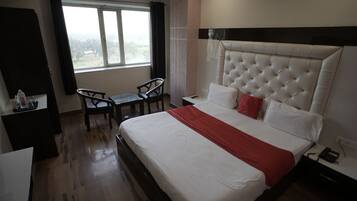 Quarto casal luxo | Wi-Fi de cortesia