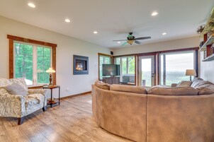 Casa (2 Bedrooms) | Interior