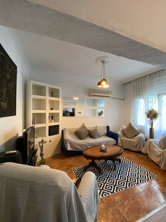 Charming 2-bedroom Private House With Ac, Wifi In Kusadası - Kuşadası