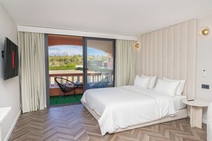 Suite Comfort, serviço de limpeza e arrumação, vista para o resort | Wi-fi grátis