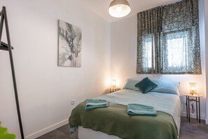 2 quartos, roupa de cama fornecida