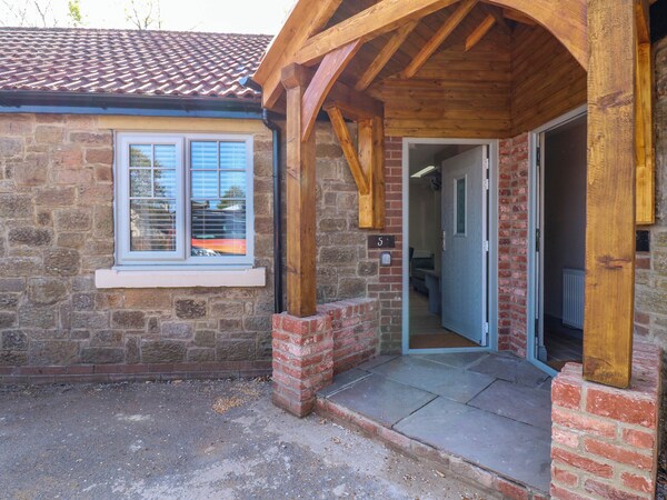 Spacious Cottage Number 5 - ノーサンバーランド