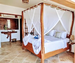 Cofre no quarto, cortinas/cortinados opacos, Wi-fi grátis