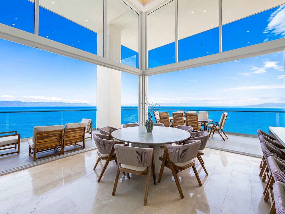 4br Luxury Penthouse With Ocean Views - Puerto Vallarta