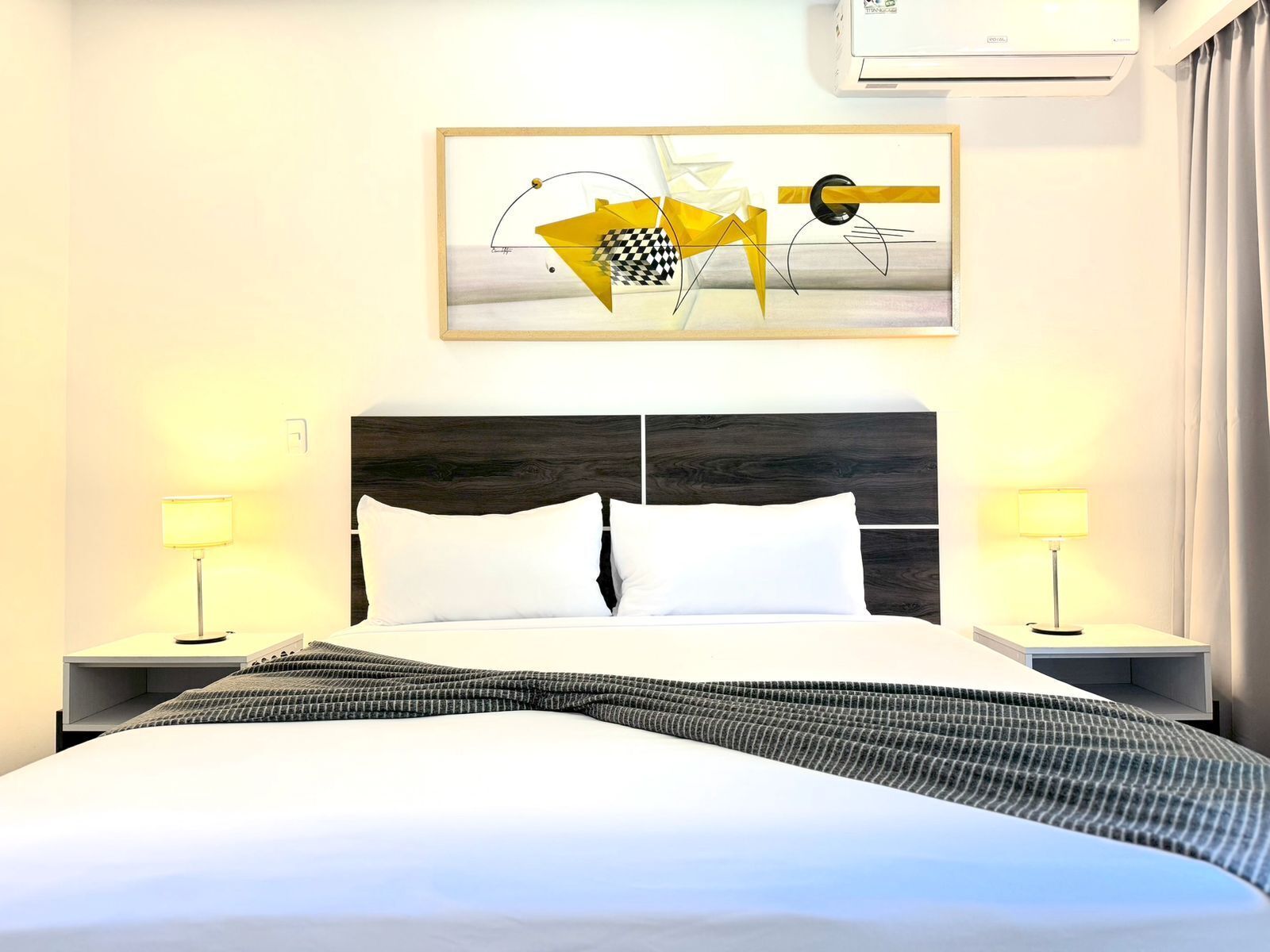 Wi-fi grátis, roupa de cama fornecida 