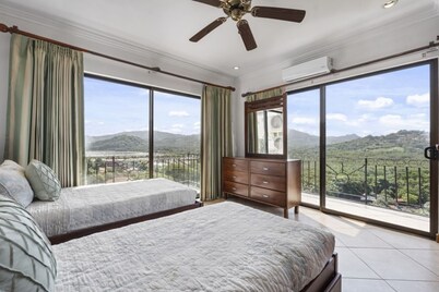 Stunning Condo with Panoramic Beach, Ocean, and Mountain Views in Playa Flamingo