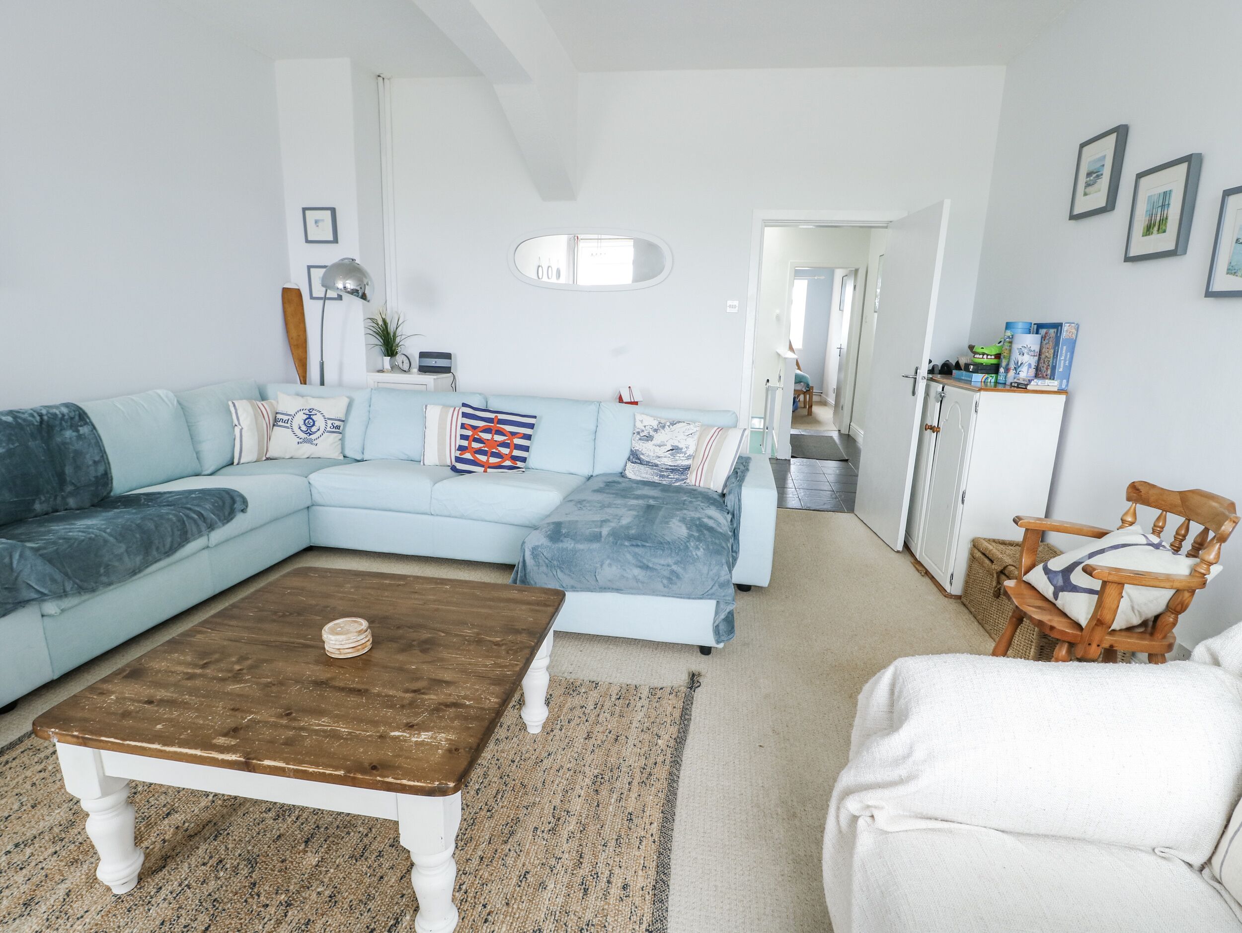 Lady Of The Lake Suite, Family Friendly In Trearddur Bay - 앵글시