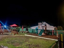 Área de recreio para crianças (ao ar livre)