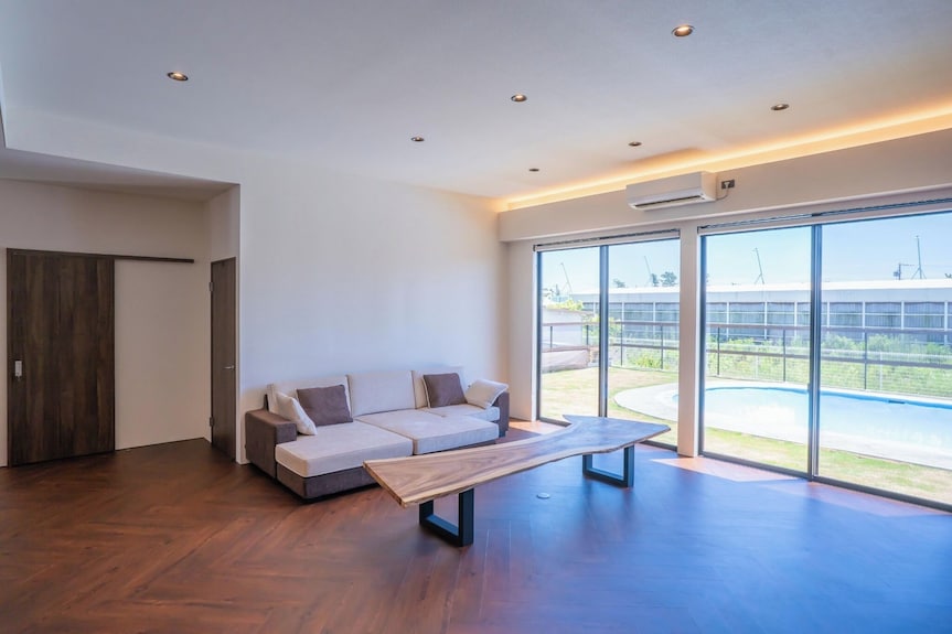 Camila City Side / Makinohara Shizuoka - Japón