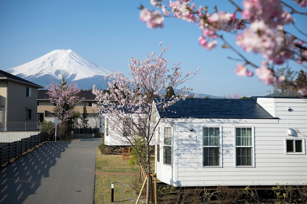 Inn The Fuji - Japan