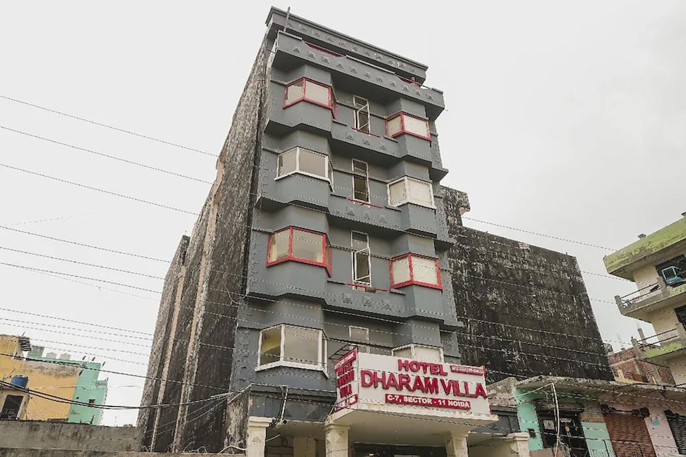 Hotel Dharam Villa - Noida