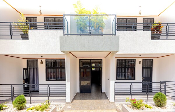 明亮酒店和公寓 - Kigali