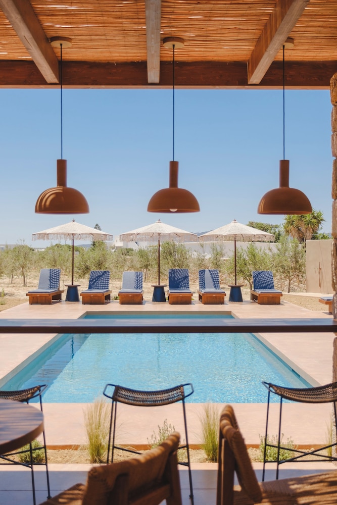 Roots Nature Living Milos - Milos