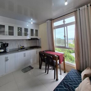 Condo, 1 quarto, vista para a cidade | Parte interna