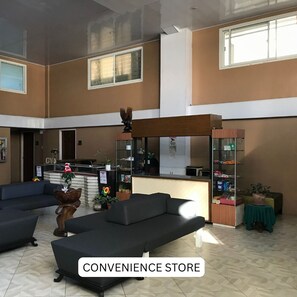 Condo, 1 quarto, vista para a cidade | Sala de estar