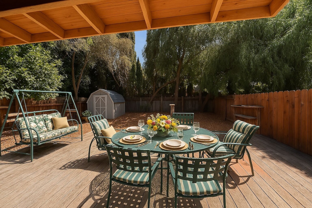 Walk To Google 3br Home Yard & Kitchen - Mountain View, CA