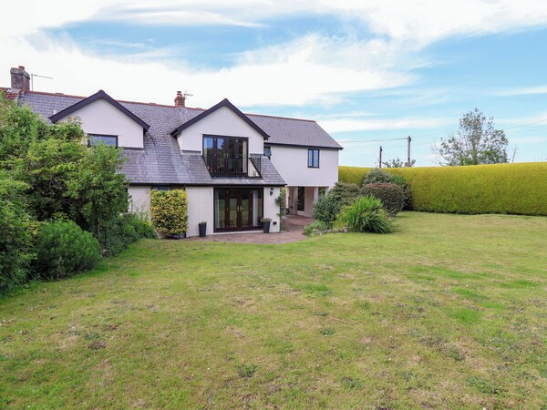 1 Eastdon Cottages - Dawlish